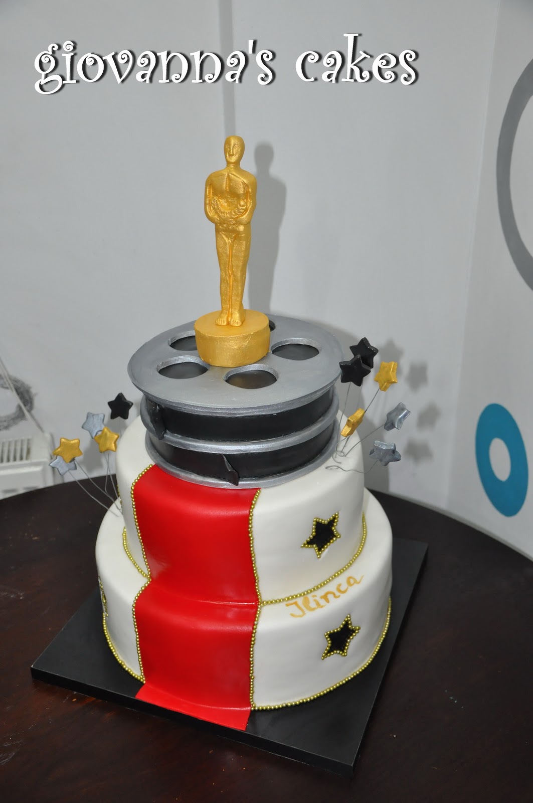giovanna's cakes: Oscar themed birthday cake