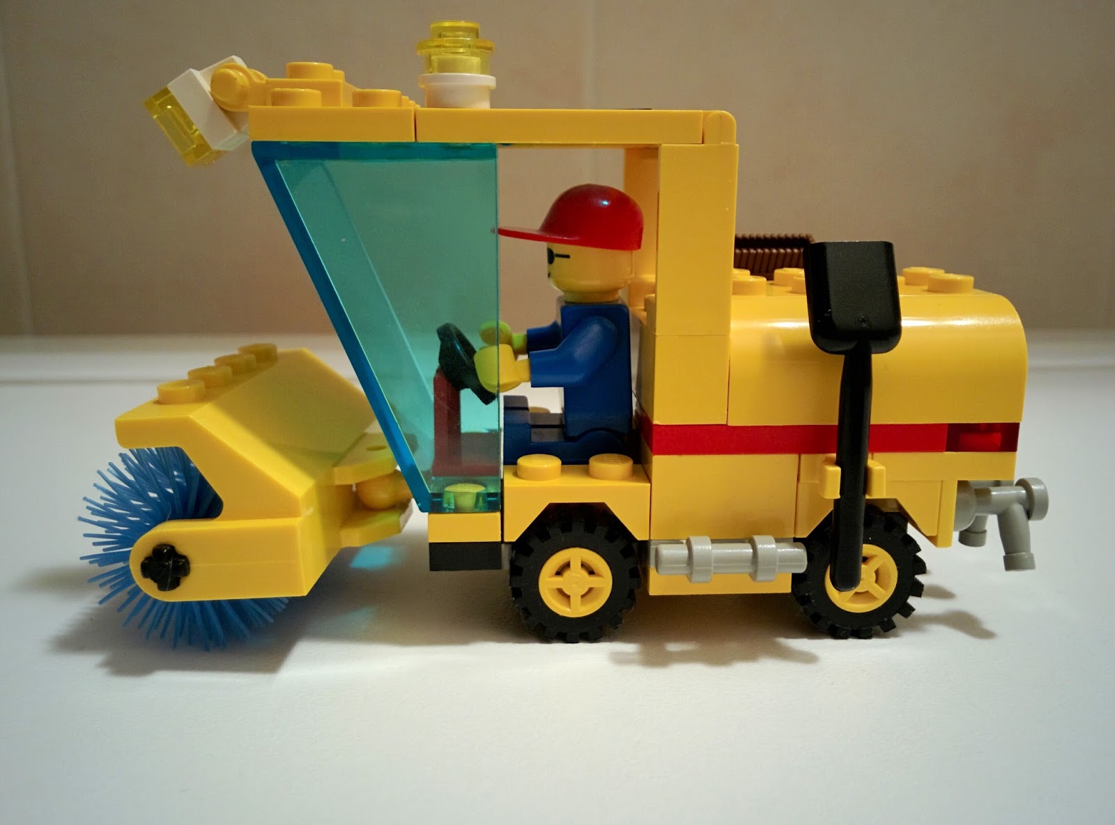 lowcuras: LEGO set 6649 spazzatrice - street sweeper