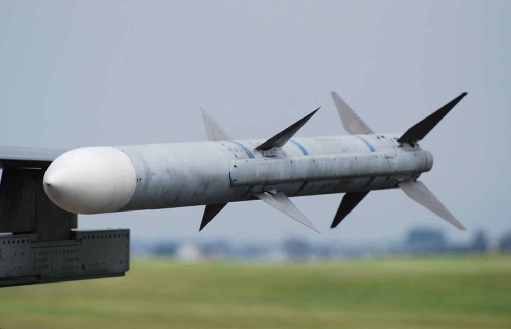 Raytheon Start to Produce AIM-9X Block II and AMRAAM for Indonesia and ...