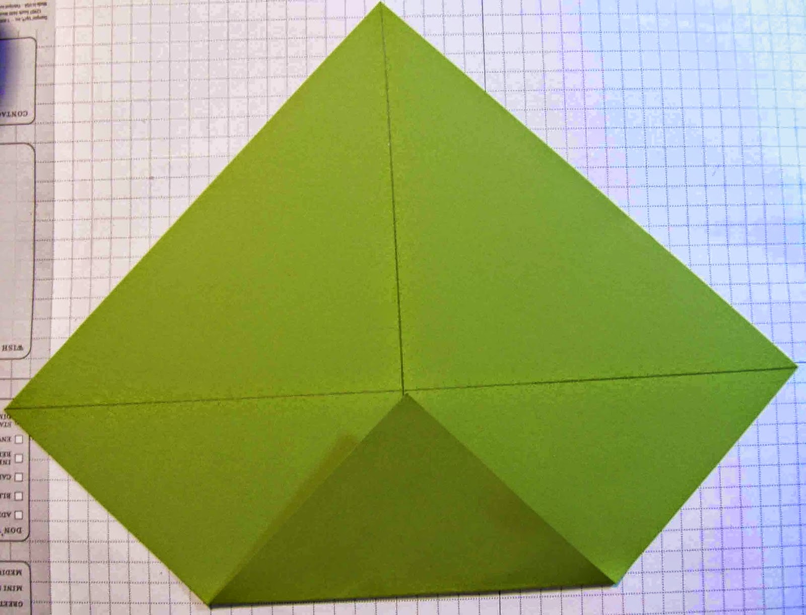 Crafty Maria Tutorials: Stepper Box - a Tutorial