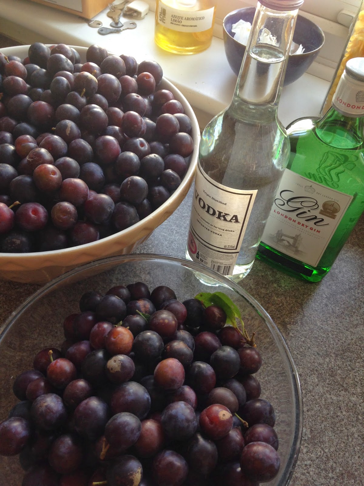 Recipe Junkie and the attack of the custard creams: Bullace cheese