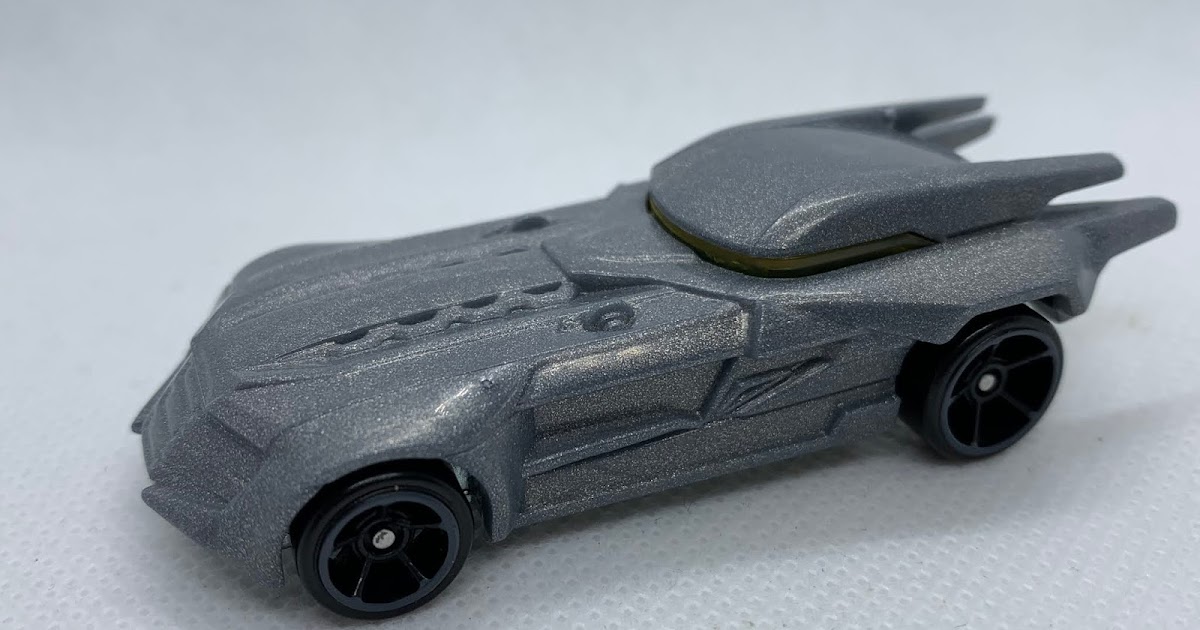 JME - Diecast Batmobile Collection: BATMOBILE 2019: Hot Wheels