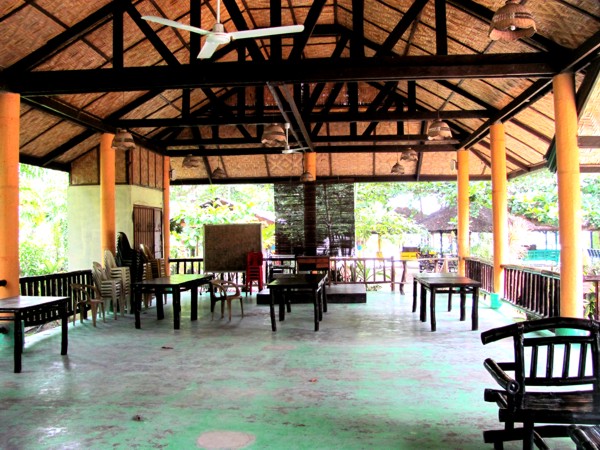 Rainbow Breeze Beach Resort - Brgy, Caliclic, Babak Dist. | Davao Delights