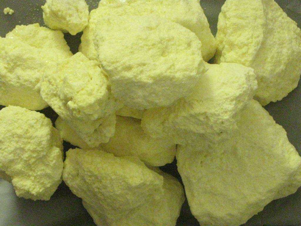 GEOGRAFI LINGKUNGAN: BELERANG : BAHAN GALIAN SULFUR BERWARNA KUNING