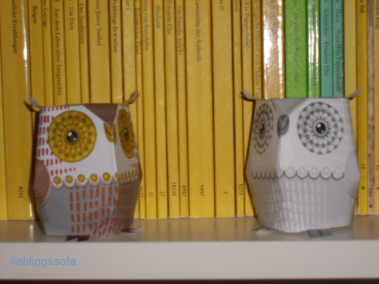 Lieblingssofa: ...mit Schere und Kleber