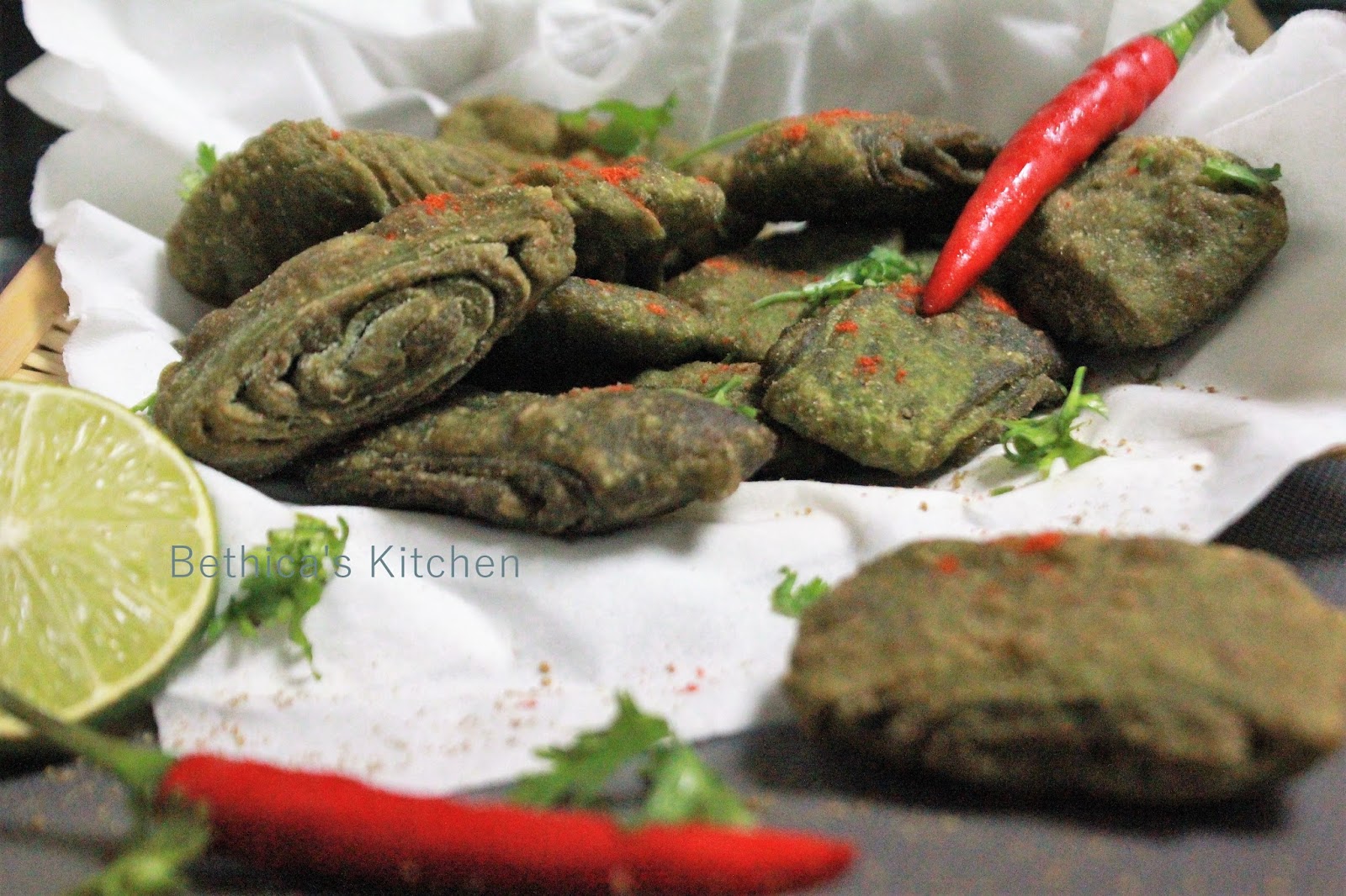 Bethica's Kitchen Flavours: Savoury Spinach Khaja (Layered Deep Fried ...