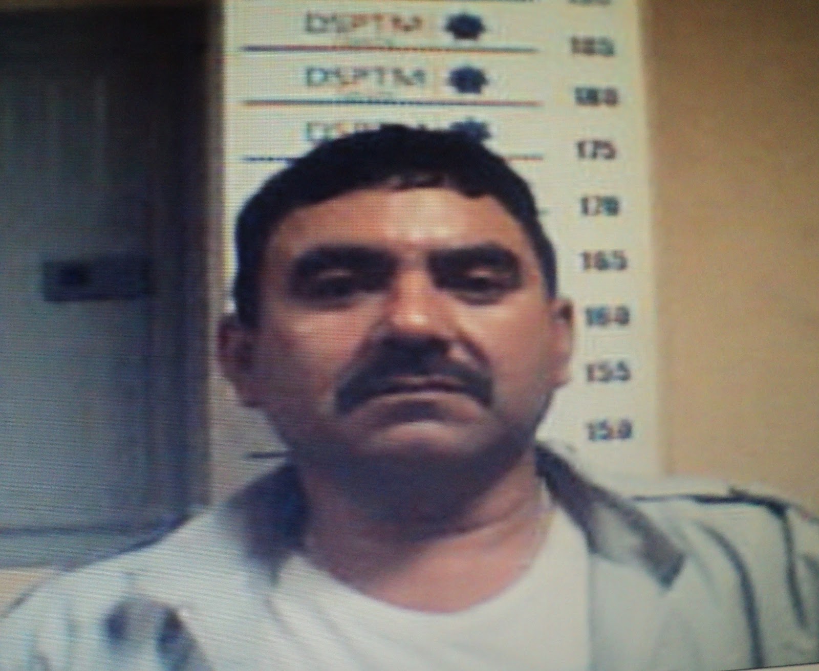 ARRASANDO LA NOTICIA: DETENIDO CON UNA 45 EN LA CINTURA, AL PARECER ES ...