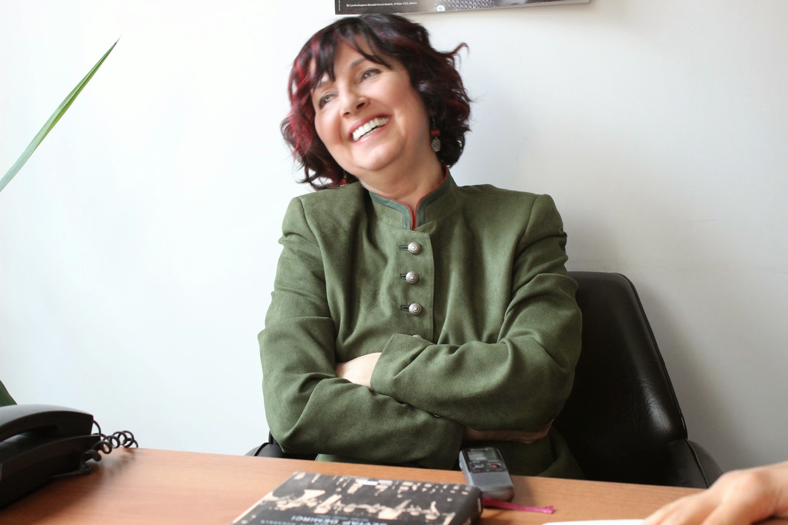 Sarı Sokak Lambaları: Türkiye'nin Lozan Uzmanı Doç. Dr. SEVTAP DEMİRCİ ...