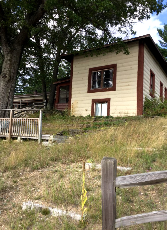 RETRO KIMMER'S BLOG: 22 NEW PHOTOS OF HARRY BENNETT'S LODGE