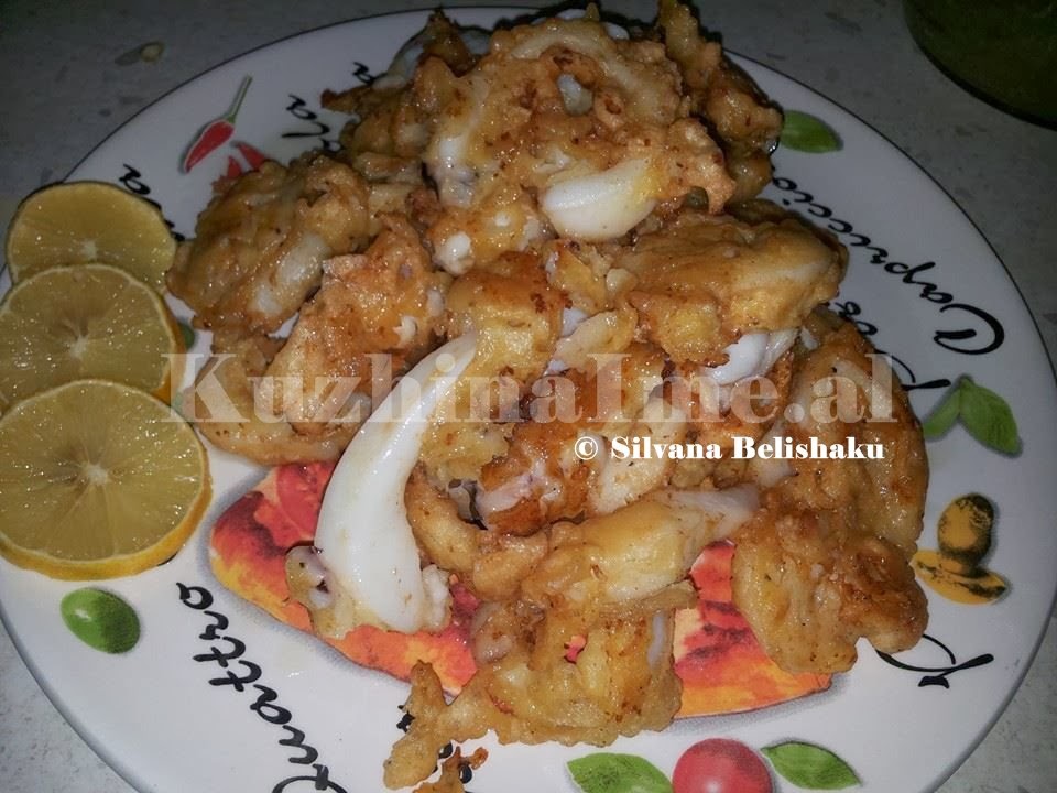 KuzhinaIme.al: Kallamar te skuqur (Receta nga Silvana Belishaku)