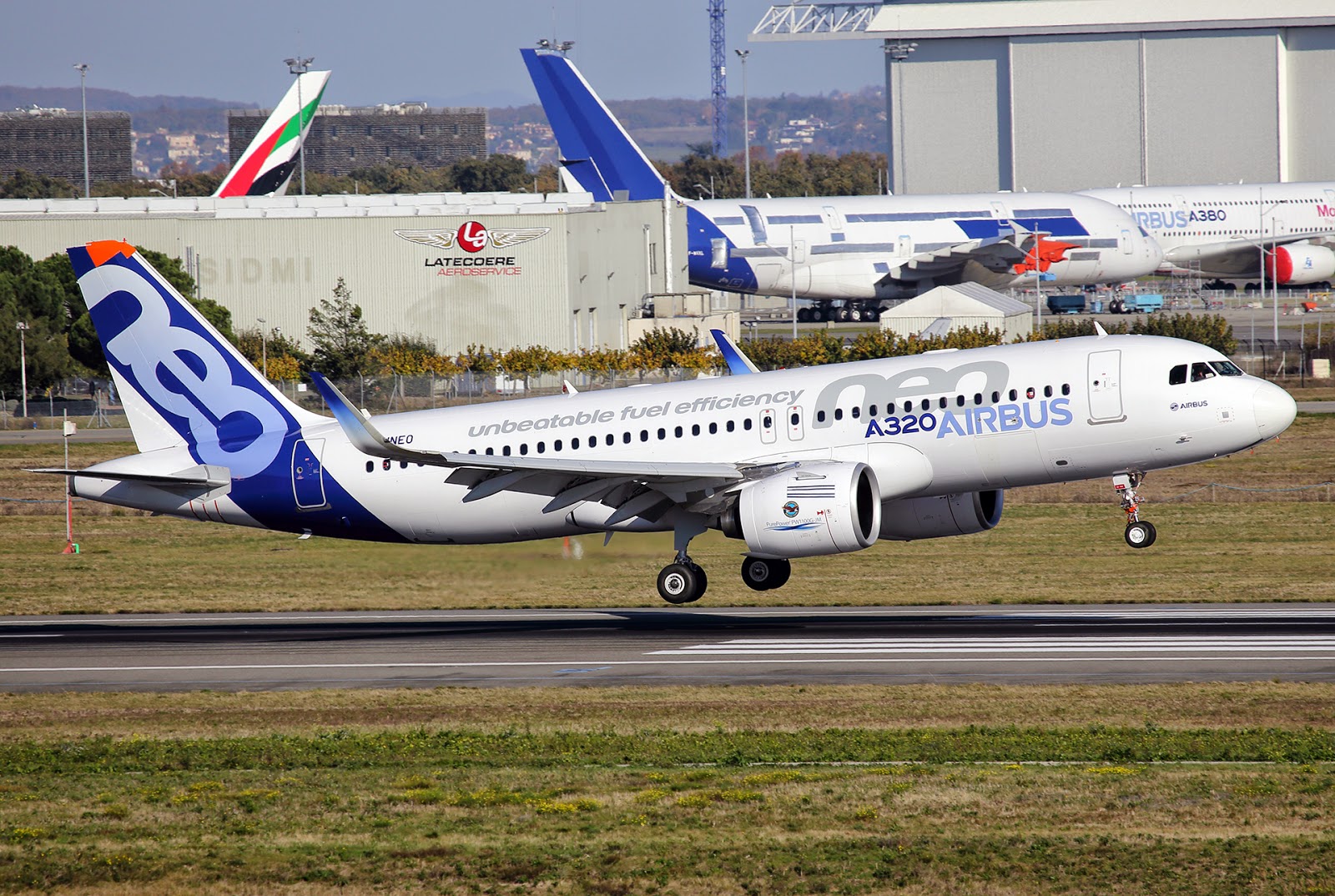 Flyingphotos Magazine News: AIRBUS - A320NEO - F-WNEO