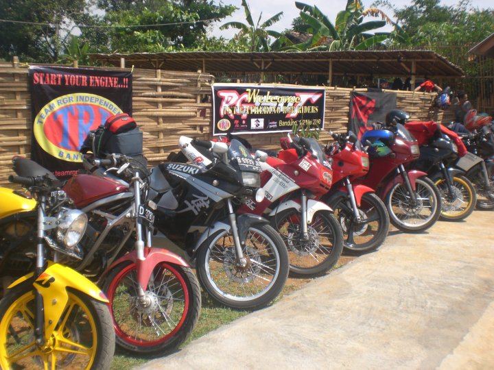 SPECIFICATION SUZUKI RG-R150 ~ Yamaha Honda Suzuki Kawasaki Ducati