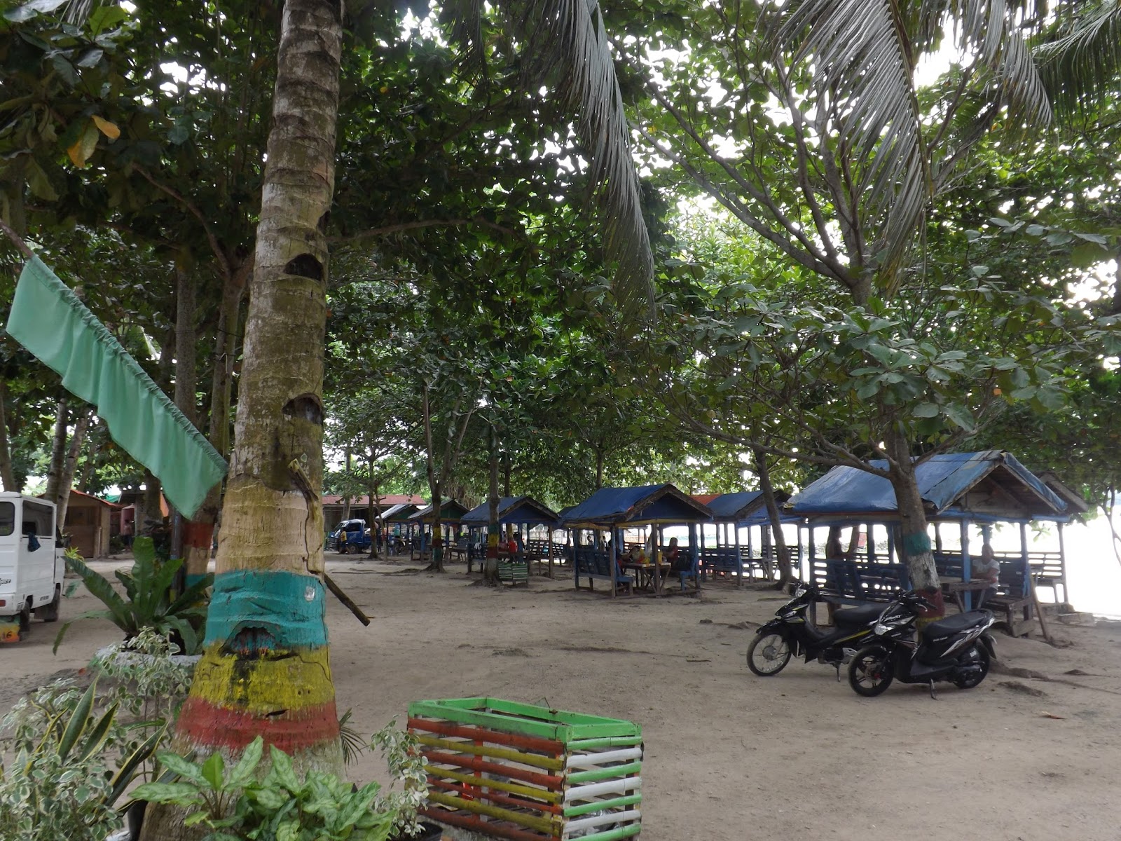 SAMAL ISLAND: EL PARIL CALICLIC BEACH RESORT - Touristang Pobre