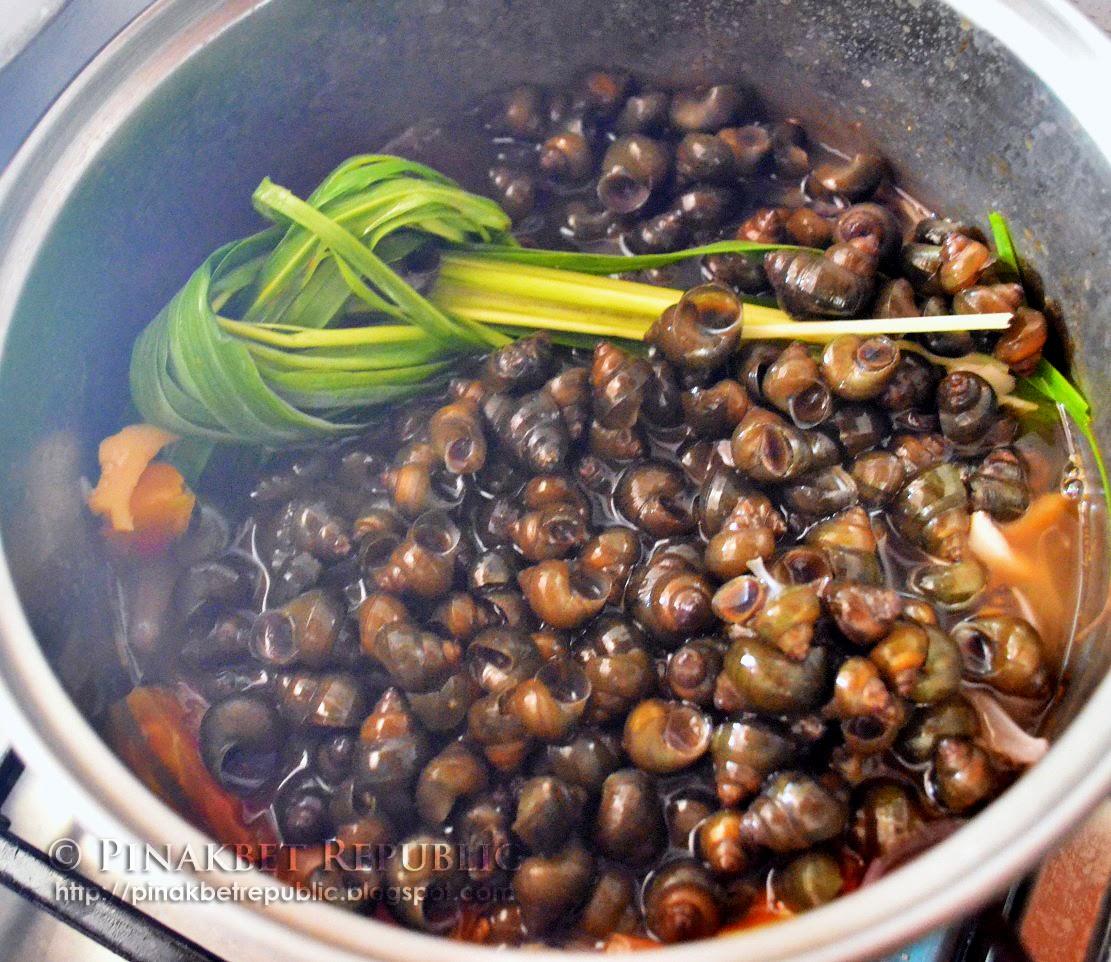 nabaraniwan a leddeg, black snails soup with lemon grass ~ PINAKBET ...