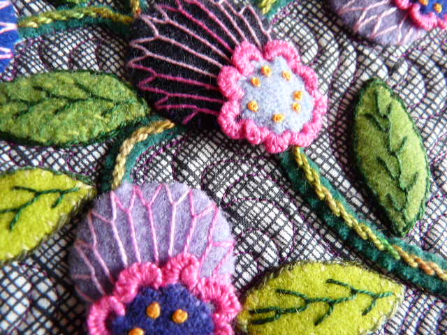 Sewing & Quilt Gallery: Wonderful Wool Applique Quilt