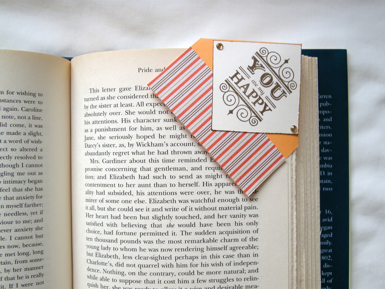 Create with Care: CTMH Buzz and Bumble Bookmarks