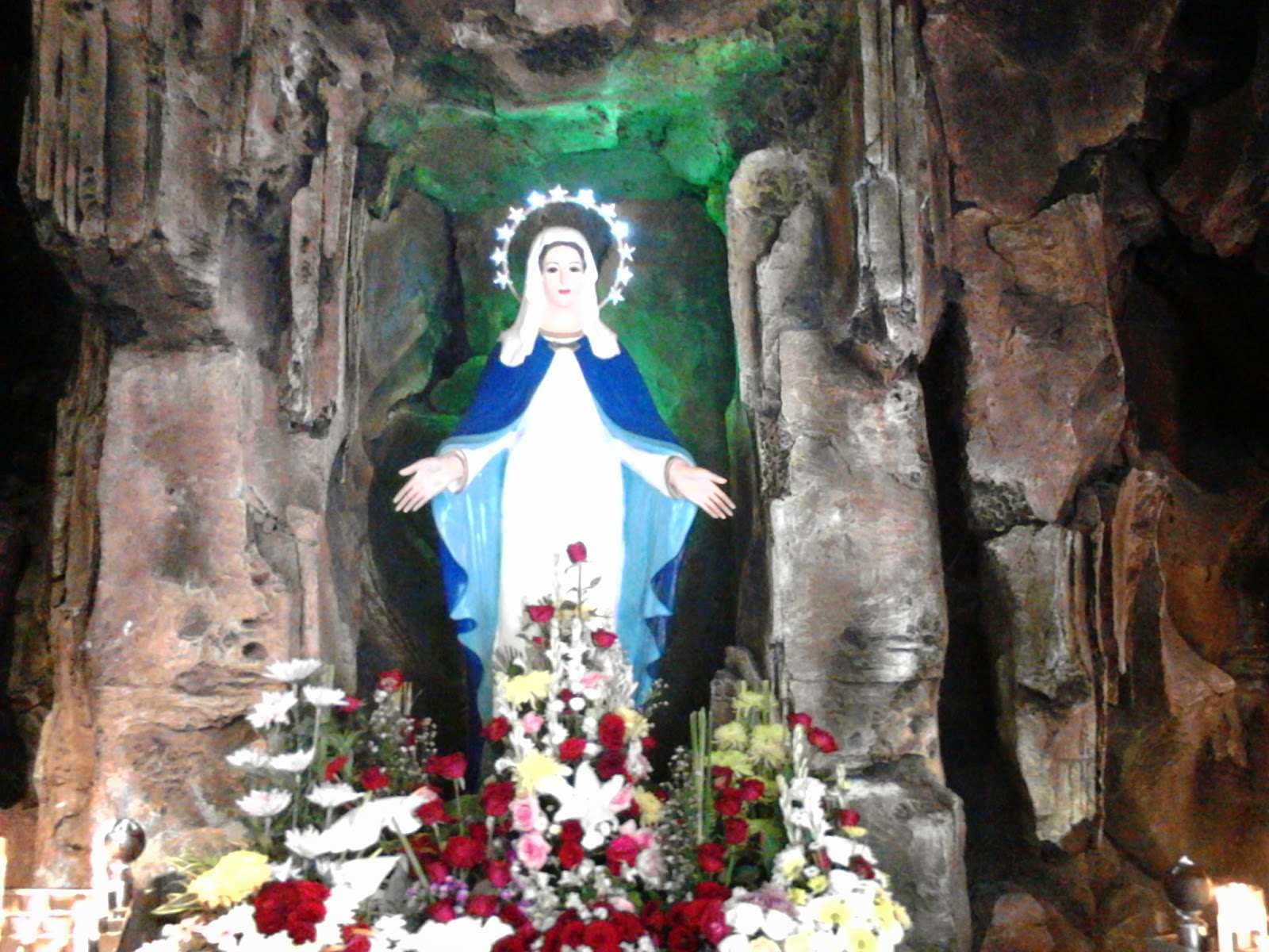 Stefanus Christian's Blog: 5 Goa Maria Terkeren di Surabaya