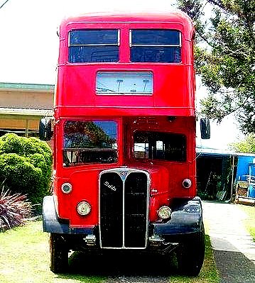 The Flying Tortoise: This Gorgeous Old City Of London Double Decker Bus ...