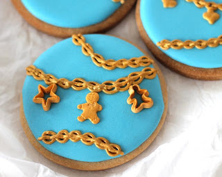 Tea, Cake & Create: Gold Paint: Painting with Luster Dust