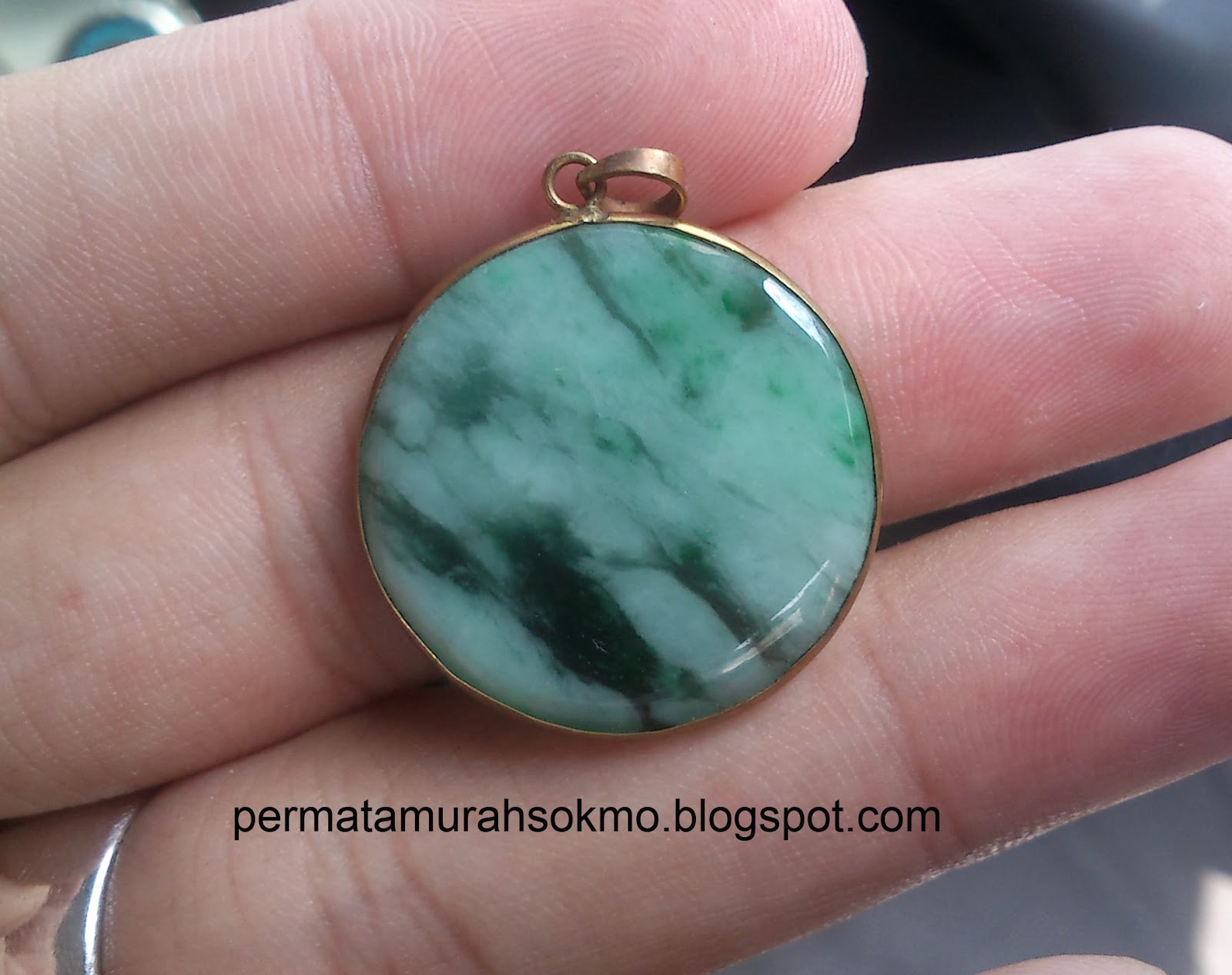 PERMATA MURAH SOKMO: LOKET BATU IMPERIAL JADE JADEITE GRED A : SOLD OUT
