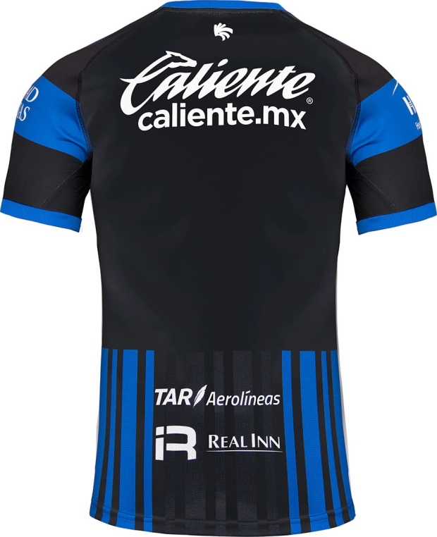 Puma lança as novas camisas do Querétaro - Show de Camisas