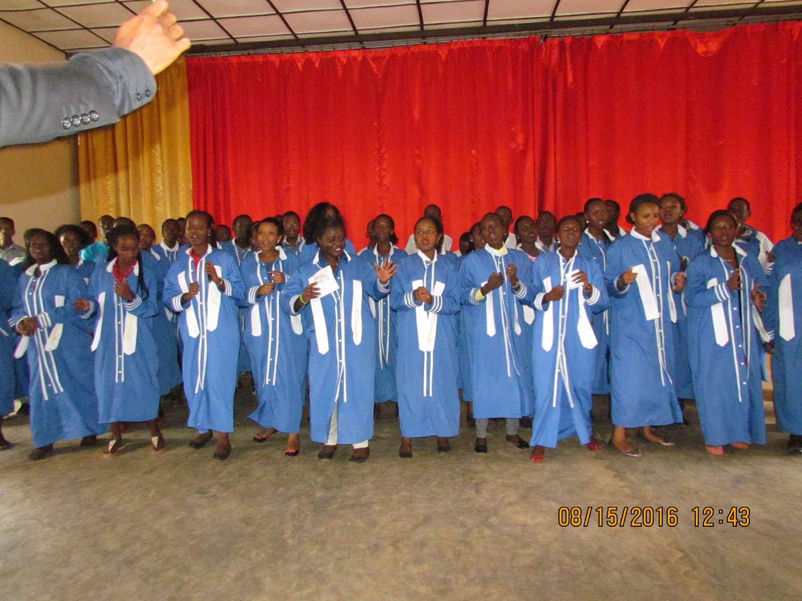 Good News Choir: Good Tour in High School started at Petit Seminaire St ...