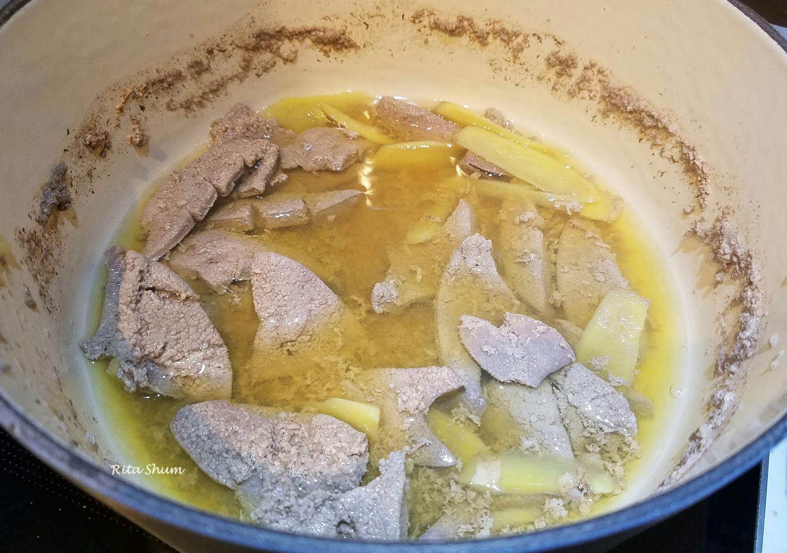傳統滾豬潤水 Traditional pork liver soup ~ Rita Shum