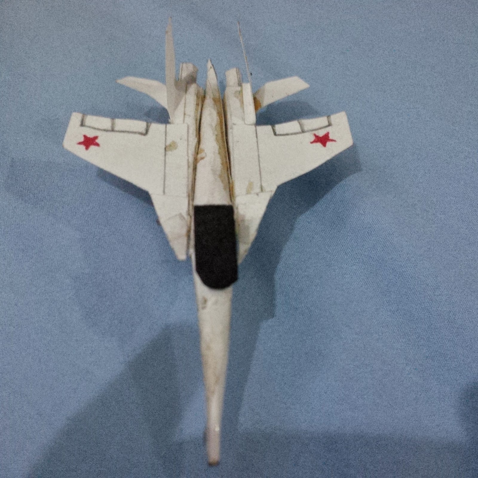 PAPERCRAFT: Sukhoi Su 27 Flanker A