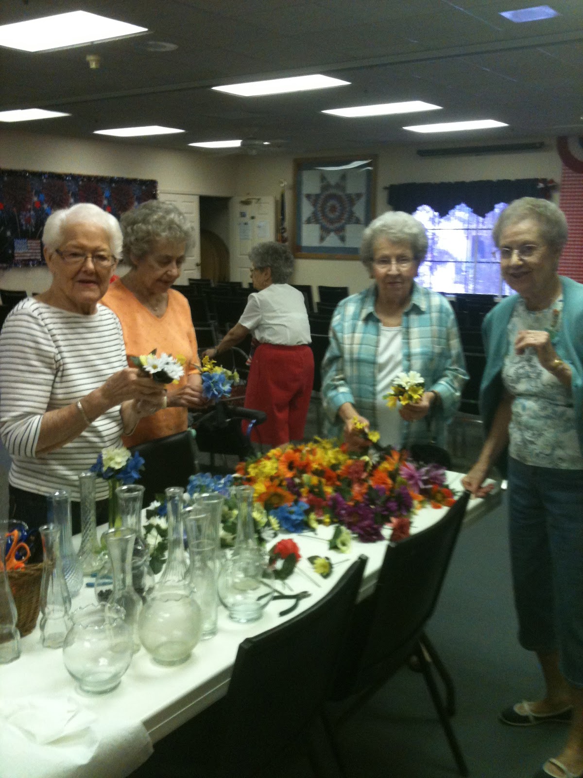 Activity Director Craft & Event Ideas: Crafts