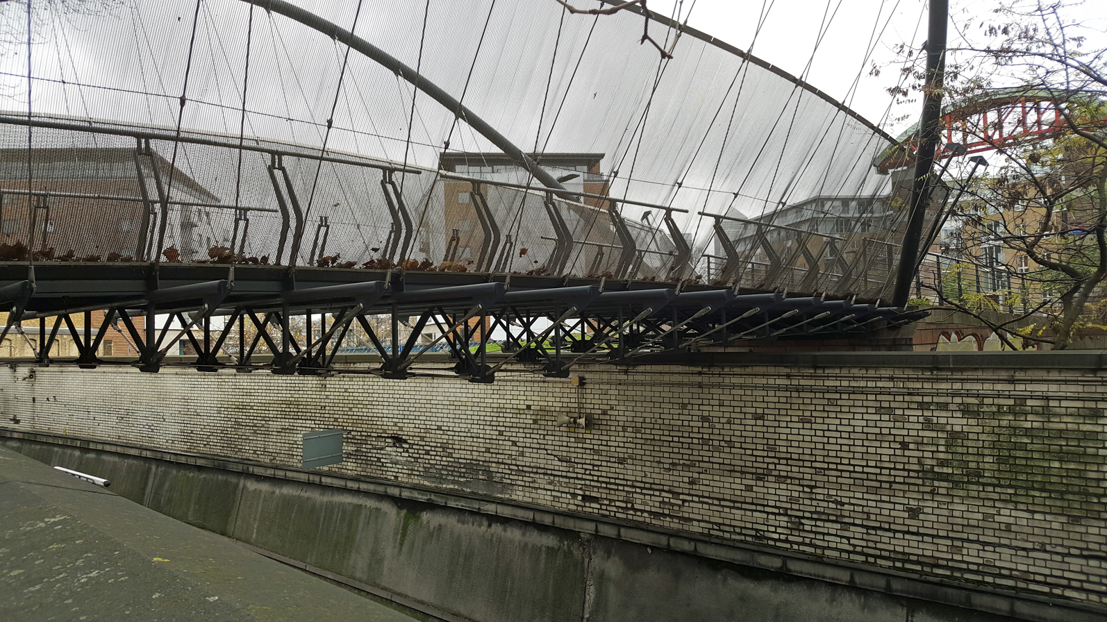 The Happy Pontist: London Bridges: 42. Rotherhithe Tunnel Footbridge