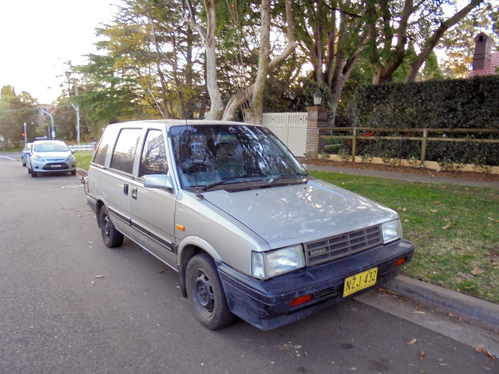 Aussie Old Parked Cars: 1985 Nissan Prairie