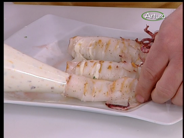 Ricette TV: Calamaretti ripieni con ricotta e noci