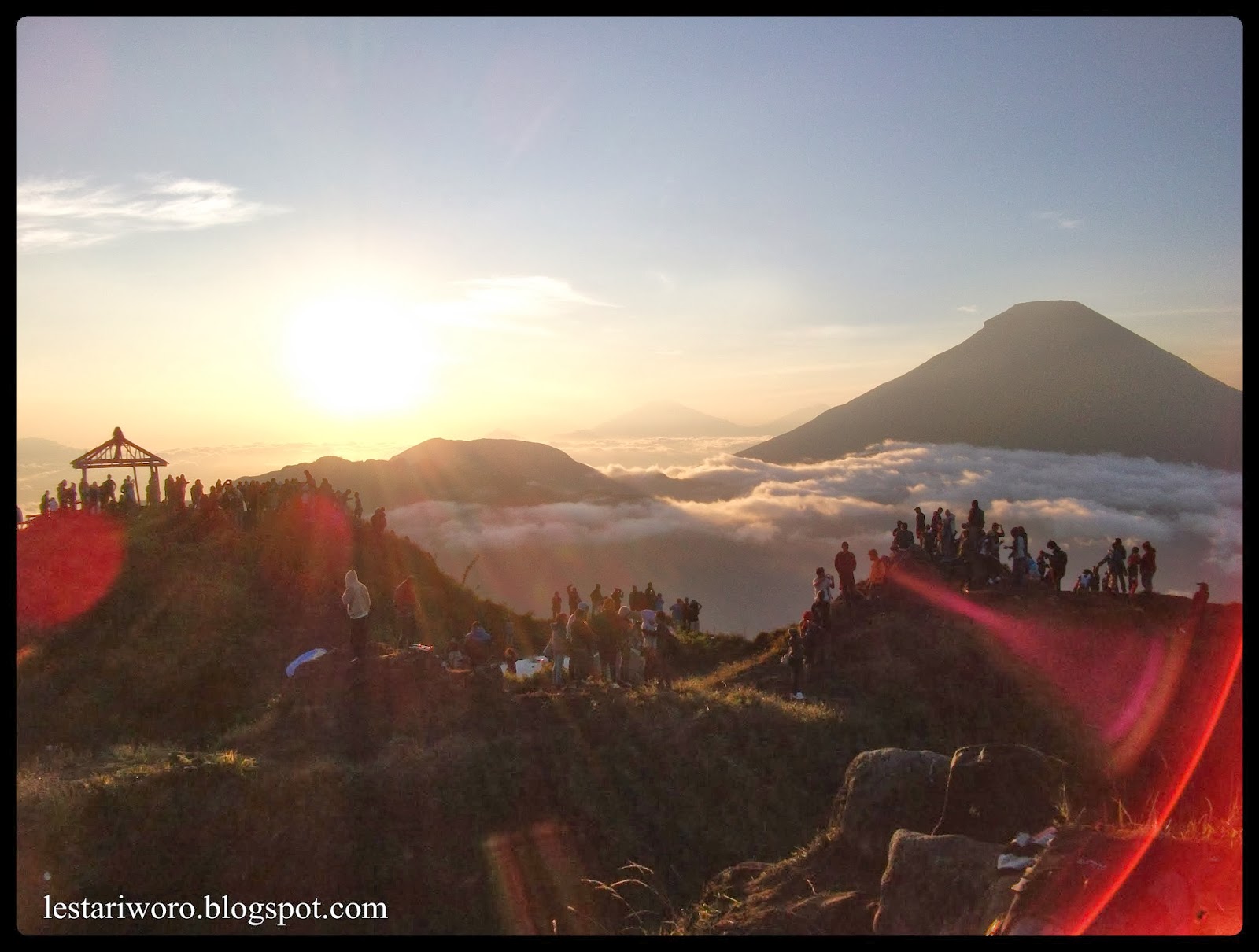 AntaraWowodanWoro: Bukit Sikunir : Si Golden Sunrise