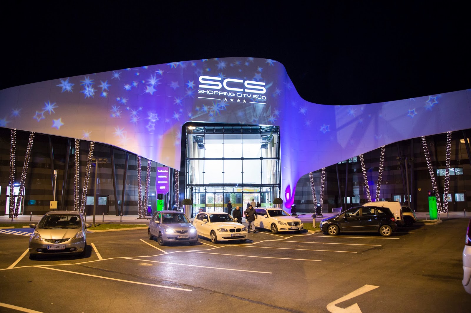 Vianočné nákupy v Shopping City Süd - © SCS - Life - Fashion - Food
