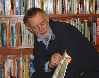 INFOZONE: Bob Graham - Author