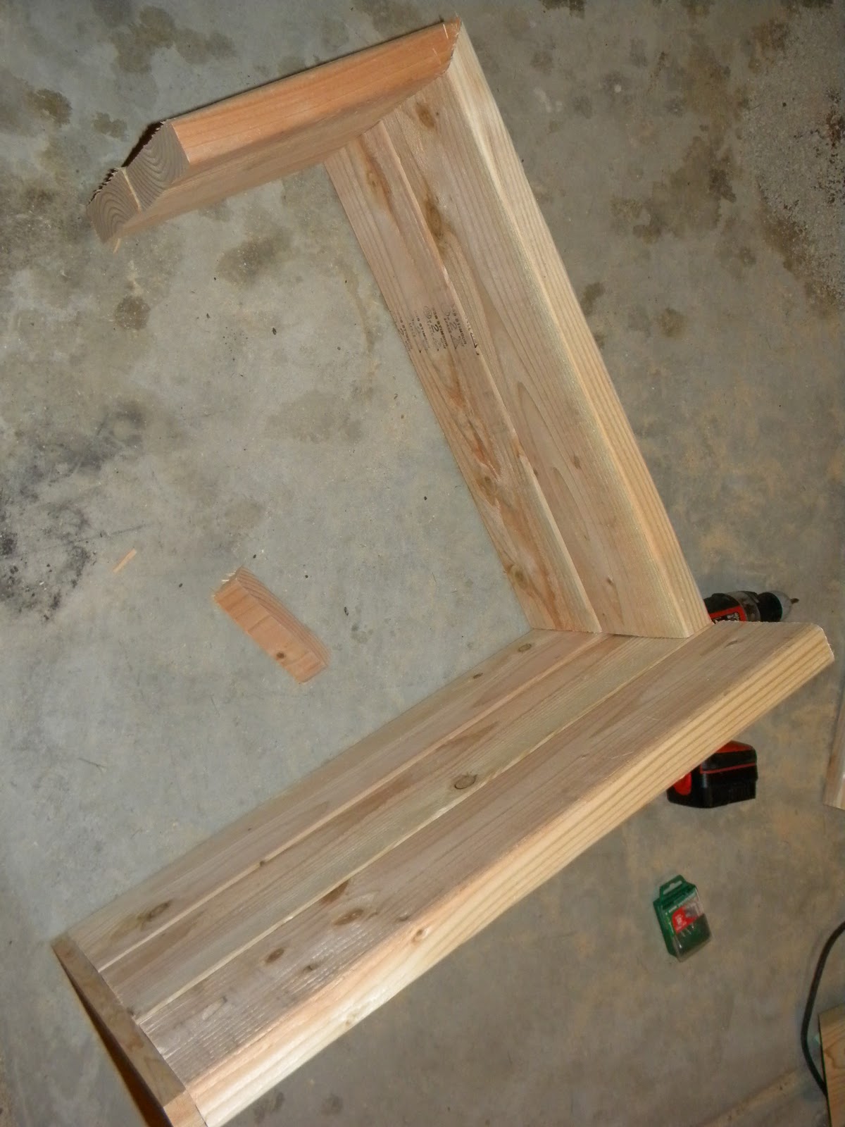 Thrifty and Chic - DIY Projects and Home Decor