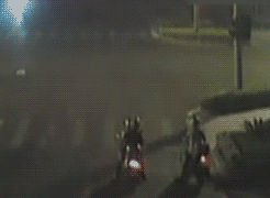 .: 10 GIFS de acidentes impressionantesGrand's Merd's