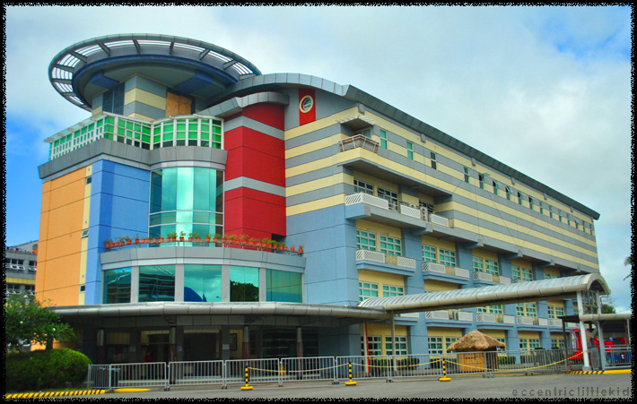 Alt + F4: Trace College