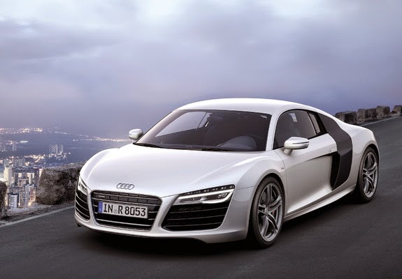 THE ULTIMATE CAR GUIDE: Car Profiles - Audi R8