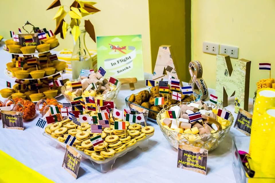 MomMieMei: DIY: Travel Theme Snack Buffet