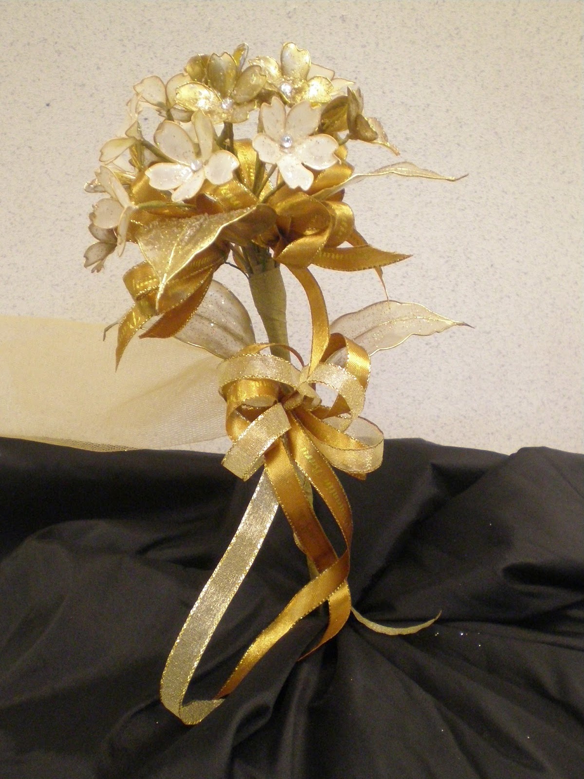 Tulip Chenta: Handmade Bunga Telur