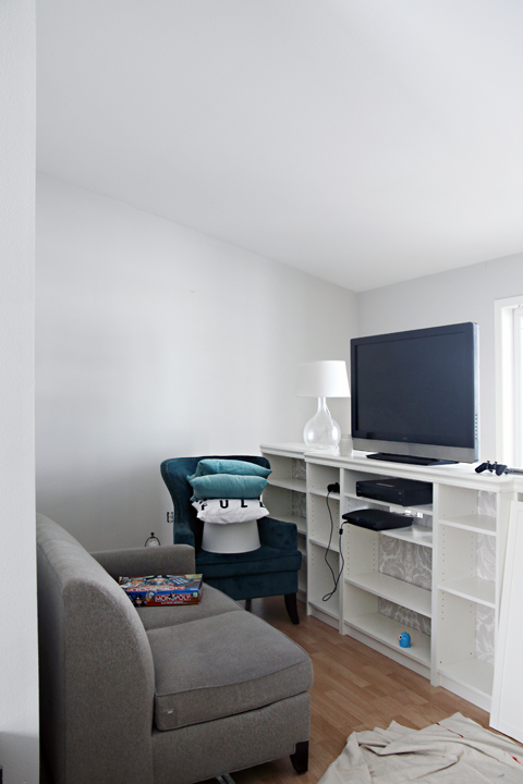 IHeart Organizing: Living Room Update: A Gallon of Paint Later