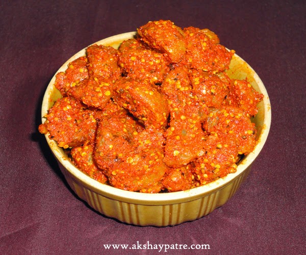 Vidyas Veg Recipes: Awala pickle recipe - Nellikayi uppinakayi ...