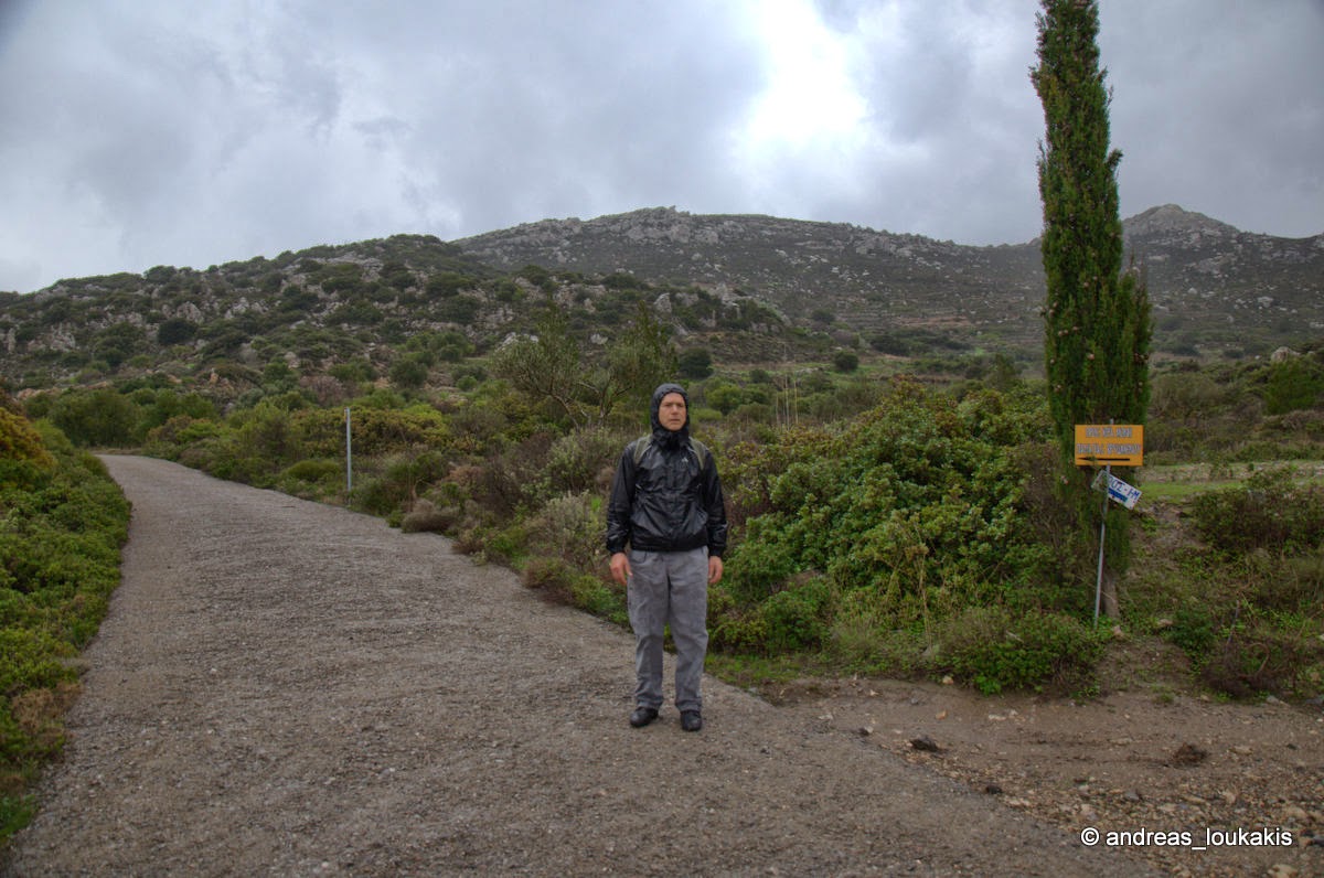 EXPLORE MOUNTAINS: ΠΕΖΟΠΟΡΙΑ ΜΕΣΕΛΕΡΟΙ - ΜΟΝΗ ΒΡΥΩΜΕΝΟΥ