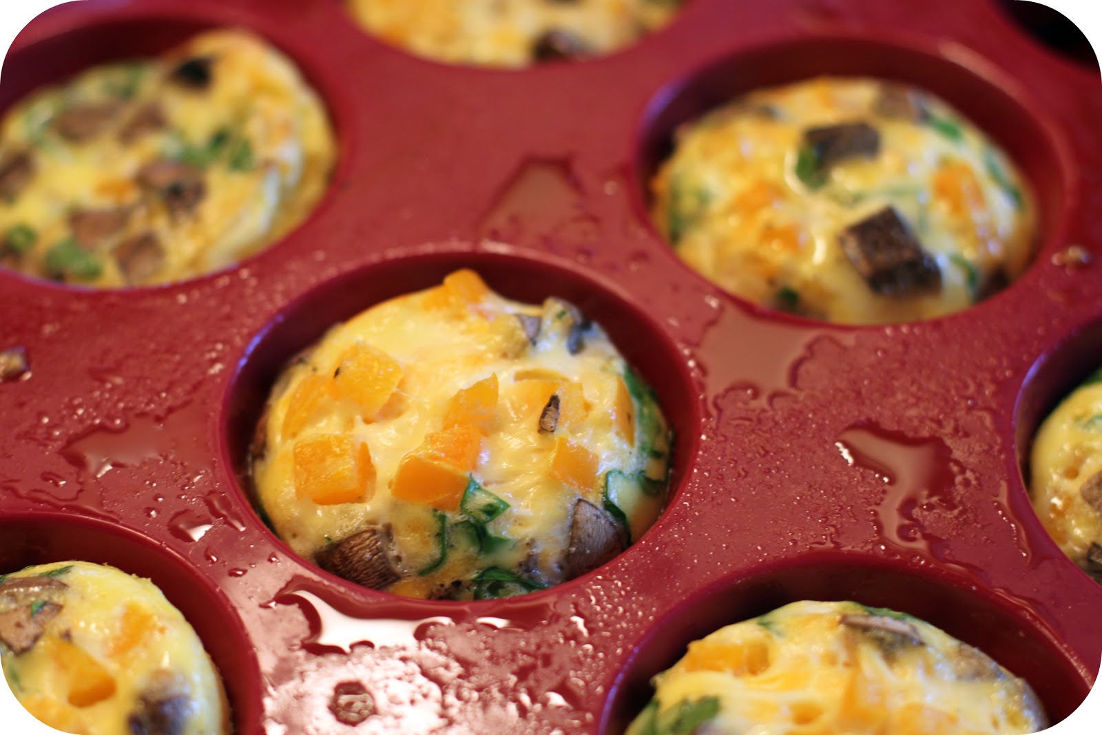 I Love You More Than Carrots: Delicious Muffin-Tin Breakfast Frittatas!
