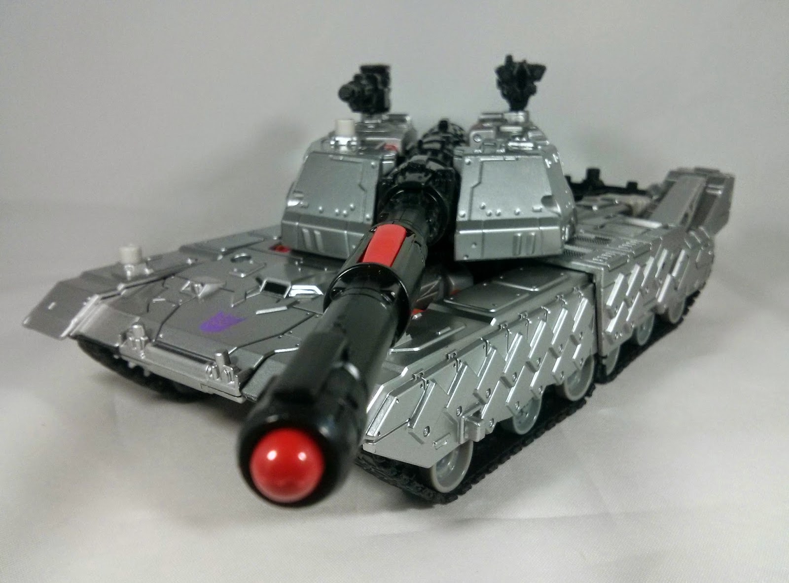 Toybox Soapbox: Transformers Combiner Wars Megatron Review