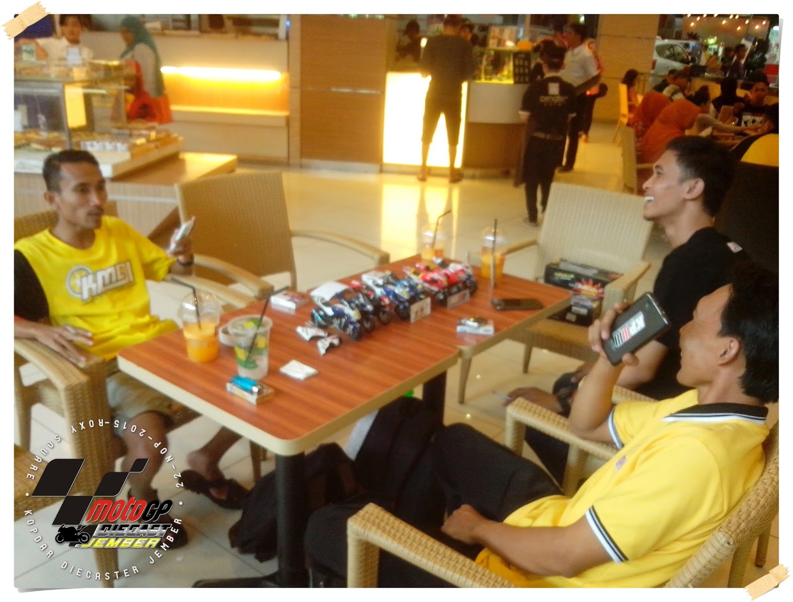 Miniature World: KOPDAR DIECASTER JEMBER - ROXY SQUARE