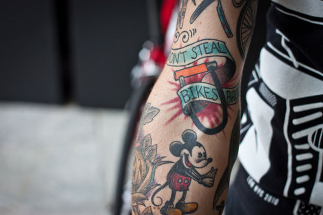 Joana Button: Street Style Tattoo