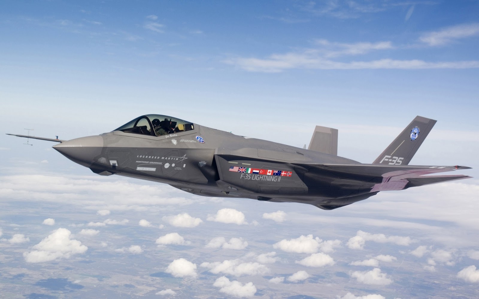 Lockheed Martin F-35 Lightning II 5 th Generation Jet Fighter - World ...