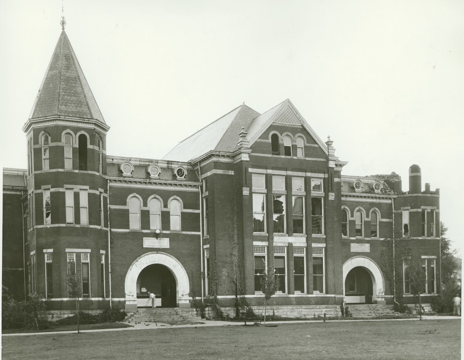 Architecture at Mizzou: Red Campus vs. White Campus